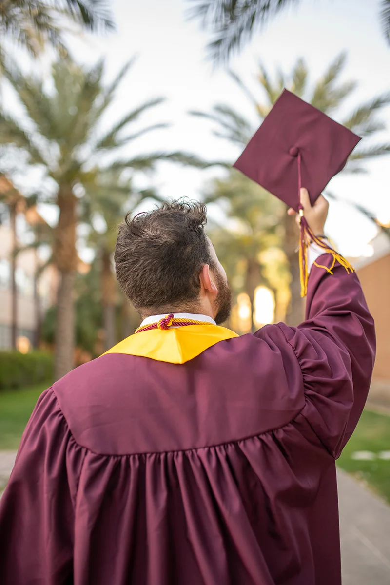 Timeless Senior and Graduate Portrait › Minazona Photography